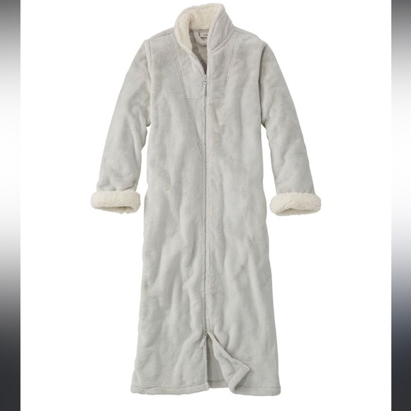 L.L. Bean | Intimates & Sleepwear | L L Bean Womens Wicked Plush Robe ...
